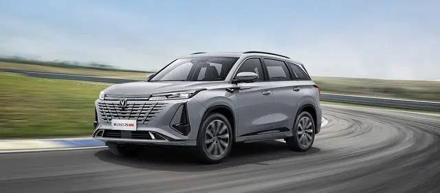 热销200万，第三代CS75PLUS再度惊艳出击_搜狐汽车_搜狐网