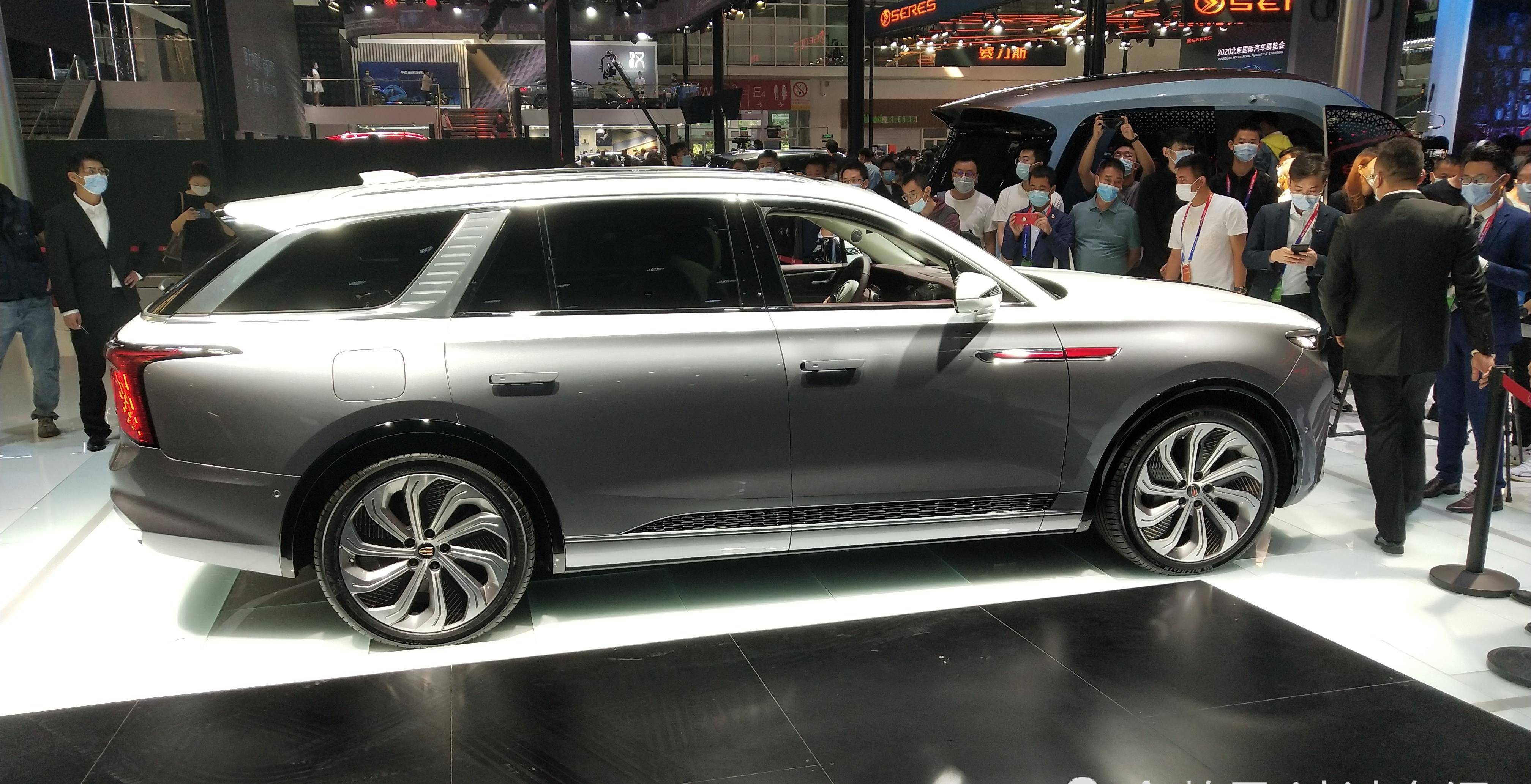 红旗E-HS9亮相北京车展并开启预售，预售价区间为55-75万元_搜狐汽车_搜狐网