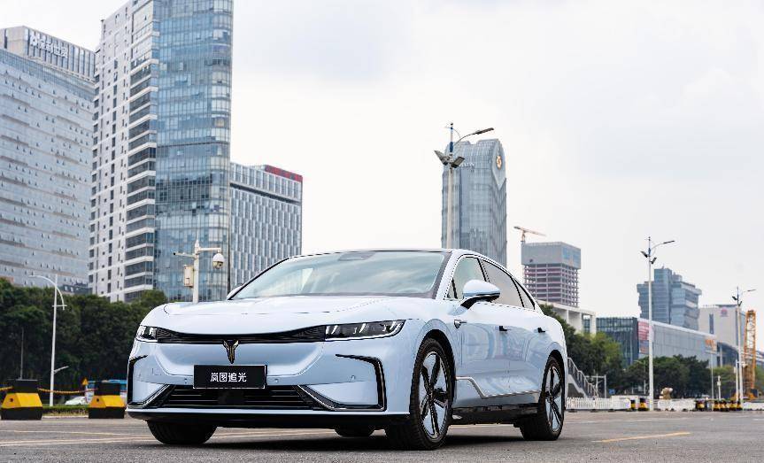 岚图追光和蔚来ET7，谁能真正超越56E？_搜狐汽车_搜狐网