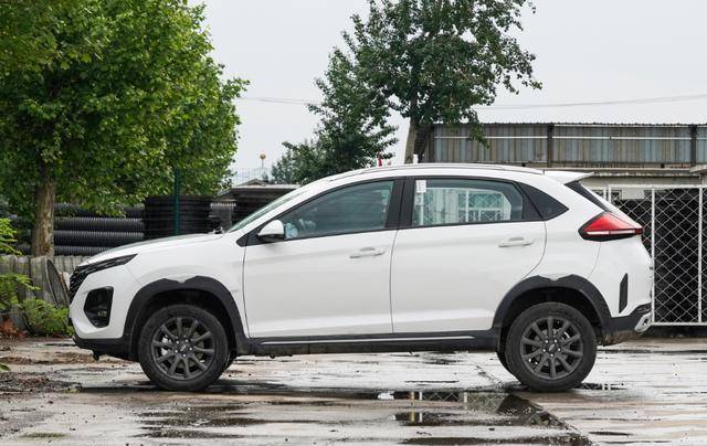 这才是“良心SUV”！比XRV漂亮，油耗6L＋终身质保，关键才4.99万_搜狐汽车_搜狐网