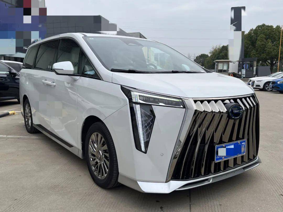 探店丨腾势D9&传祺M8：国产混动MPV该怎么选？_搜狐汽车_搜狐网