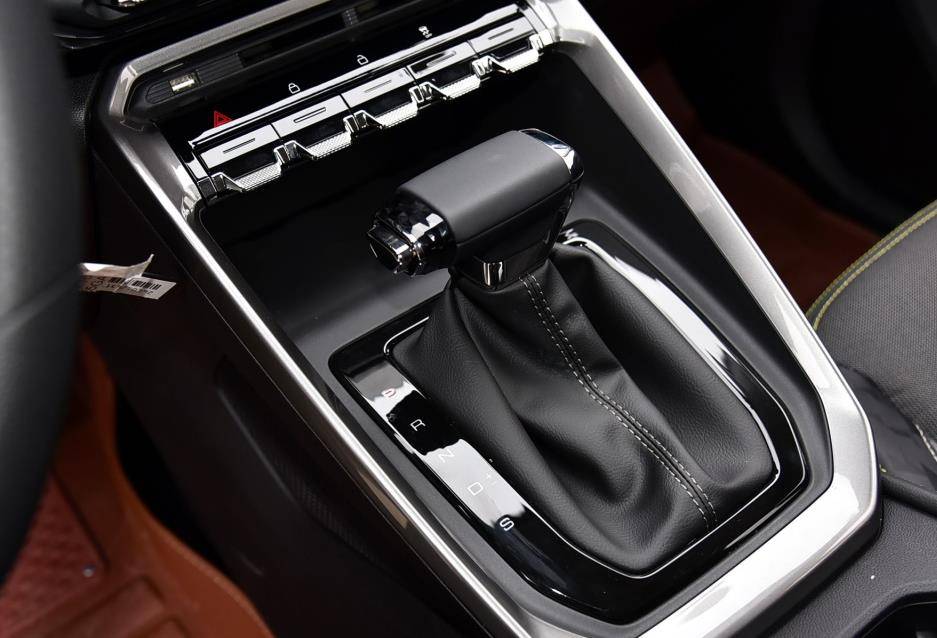 “省油王”再度升级，油耗5.9L，实力远超长安CS35，7.48万_搜狐汽车_搜狐网