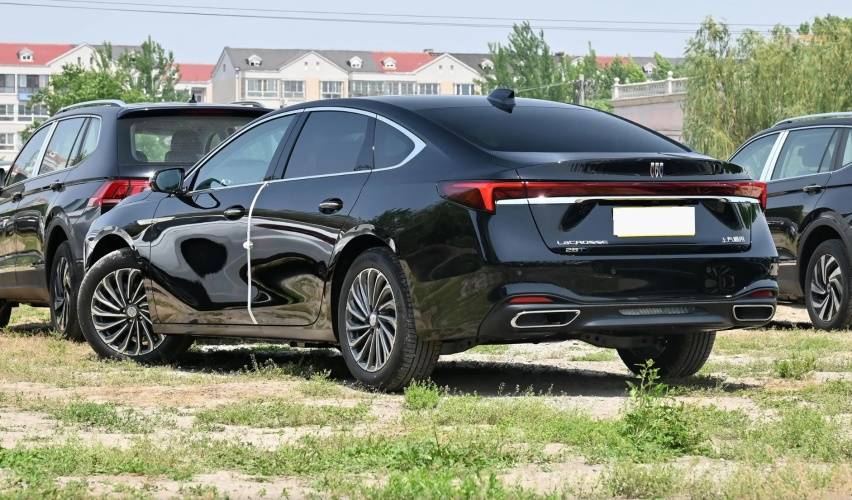 正式上市，官降价4万！内饰不输56E，原30档次，现跌至17万_搜狐汽车_搜狐网