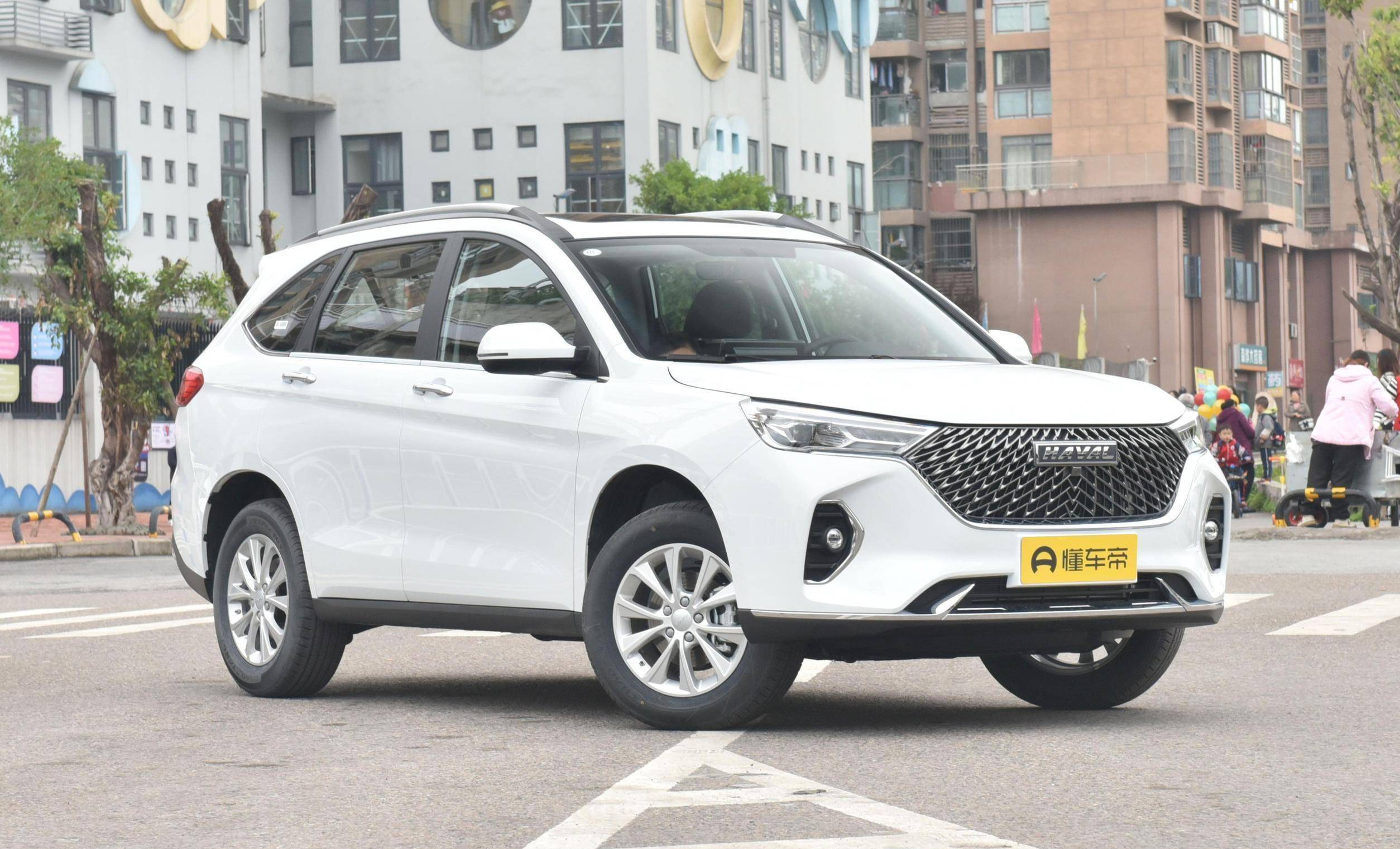 年轻人的第一辆SUV？6万起的紧凑级SUV哈弗M6那是真香_搜狐汽车_搜狐网