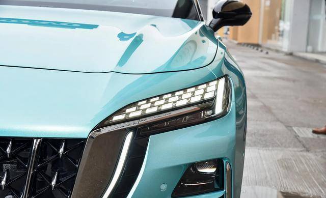 红旗H6开启预售，2.0T＋爱信8AT，预售价19.48-24.18万元_搜狐汽车_搜狐网