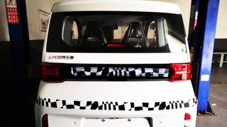 “宏光MINI EV”GB版曝光，尺寸加长，性能提升，造型太凶悍！_搜狐汽车_搜狐网