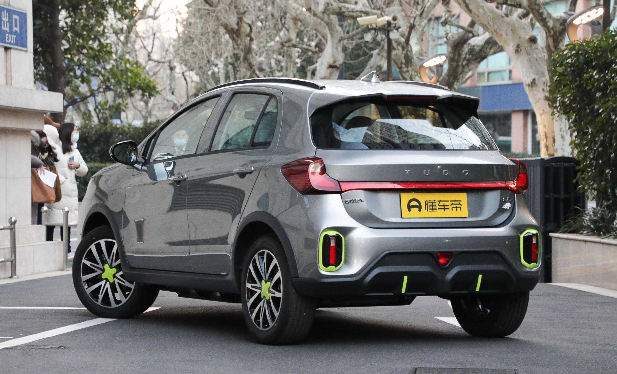 预算10万元买纯电SUV，看看这三款，续航400km，颜值配置都不低_搜狐汽车_搜狐网