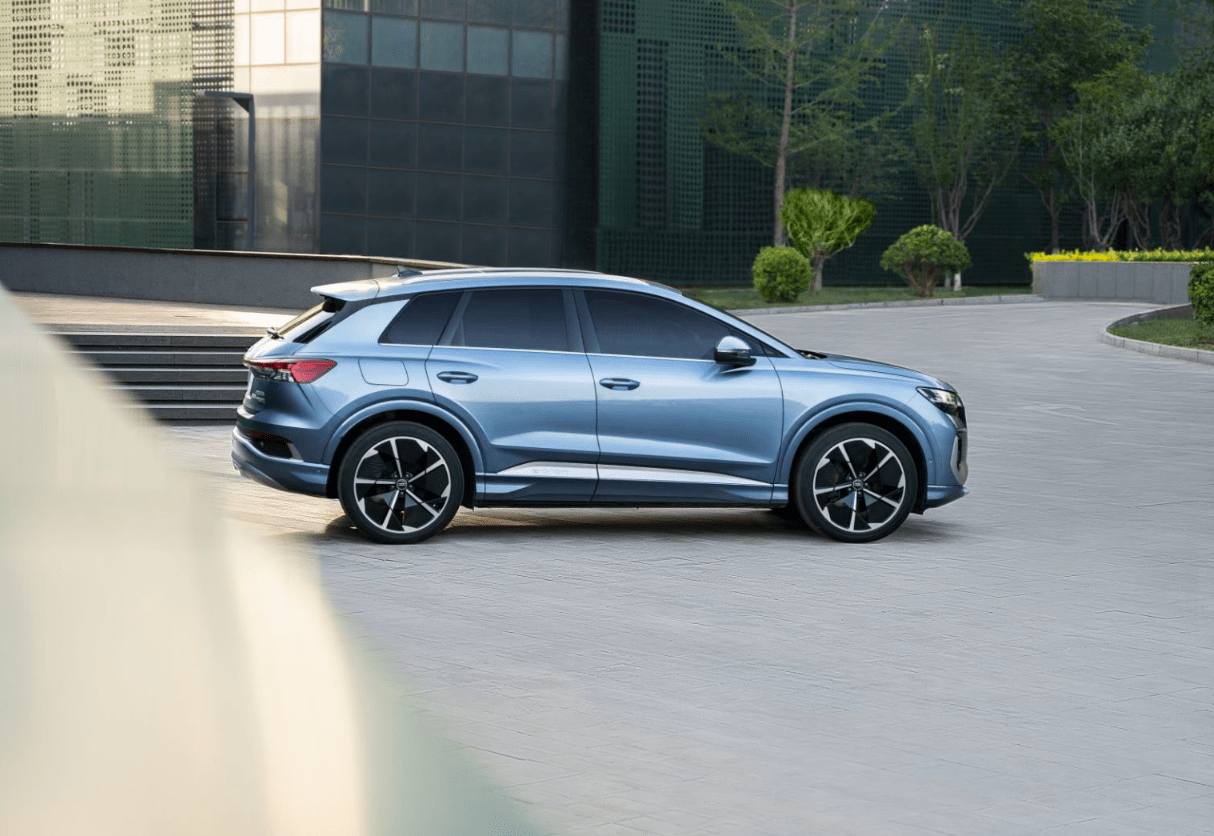 30万左右买豪华新能源SUV，奥迪Q4e-tron为什么大多数人是绕不开的选择？_搜狐汽车_搜狐网
