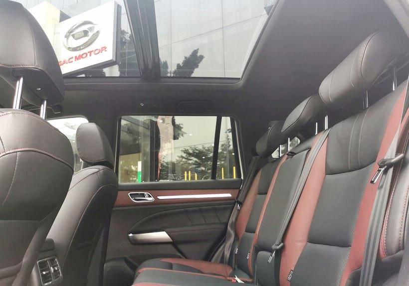 全新广汽传祺GS8S相继到店，前脸凶悍，车长4米74，可榨出252马力_搜狐汽车_搜狐网