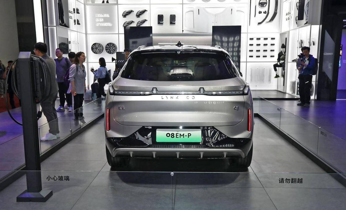 纯电续航245km，对标理想L7，领克08 EM-P更多信息曝光_搜狐汽车_搜狐网