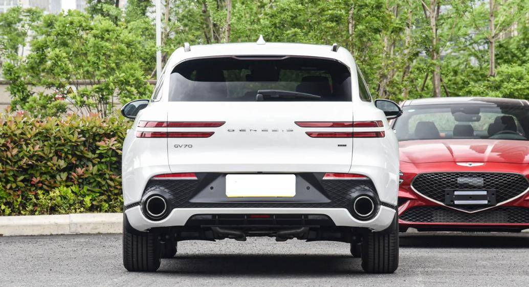 拒绝“烂大街”的设计，捷尼赛思GV70小众且独特，比BBA还帅气_搜狐汽车_搜狐网