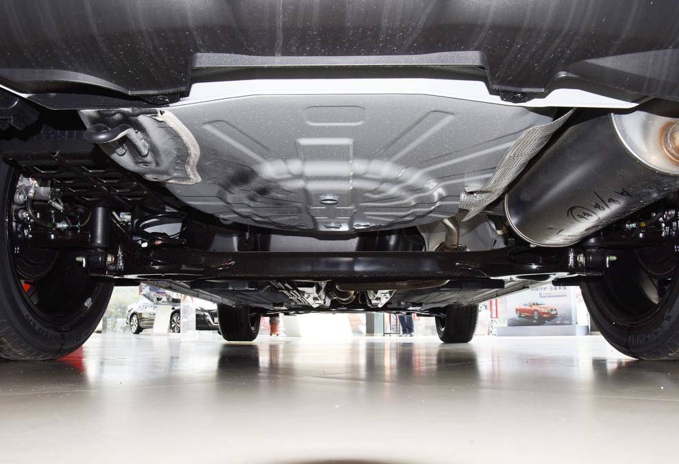 新款劲客终于上市，油耗5.6L＋国六，比本田XRV有个性，9.98万_搜狐汽车_搜狐网