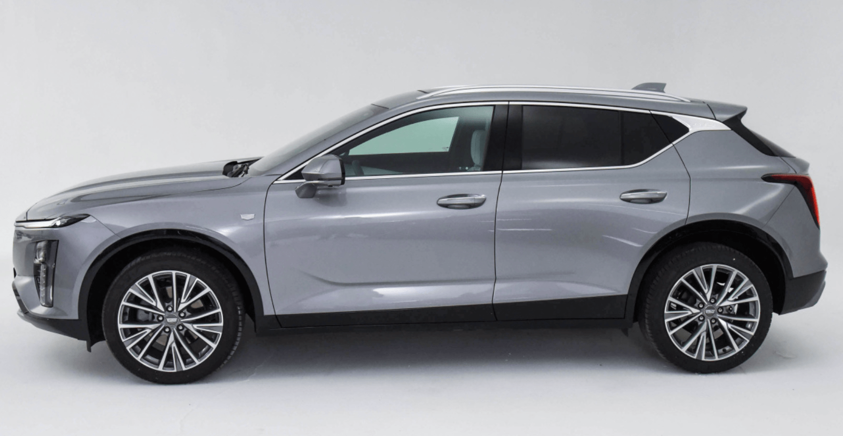 不到22万，1.5T就有204匹马力，凯迪拉克GT4不给奔驰GLA留活路？_搜狐汽车_搜狐网