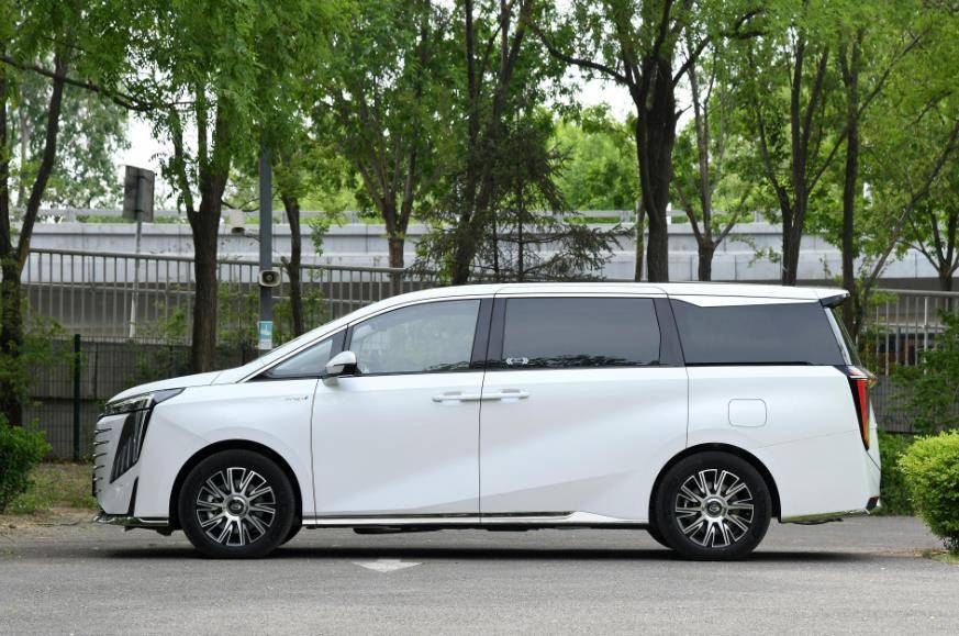 广汽传祺E9将于5月上市，预售33万元起，搭载2.0T插混动力_搜狐汽车_搜狐网