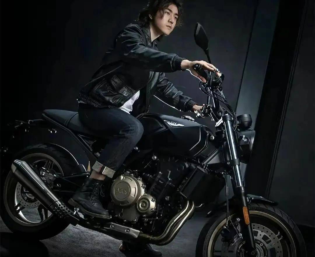 降维打击？高金GK400上市，售价25980元_搜狐汽车_搜狐网