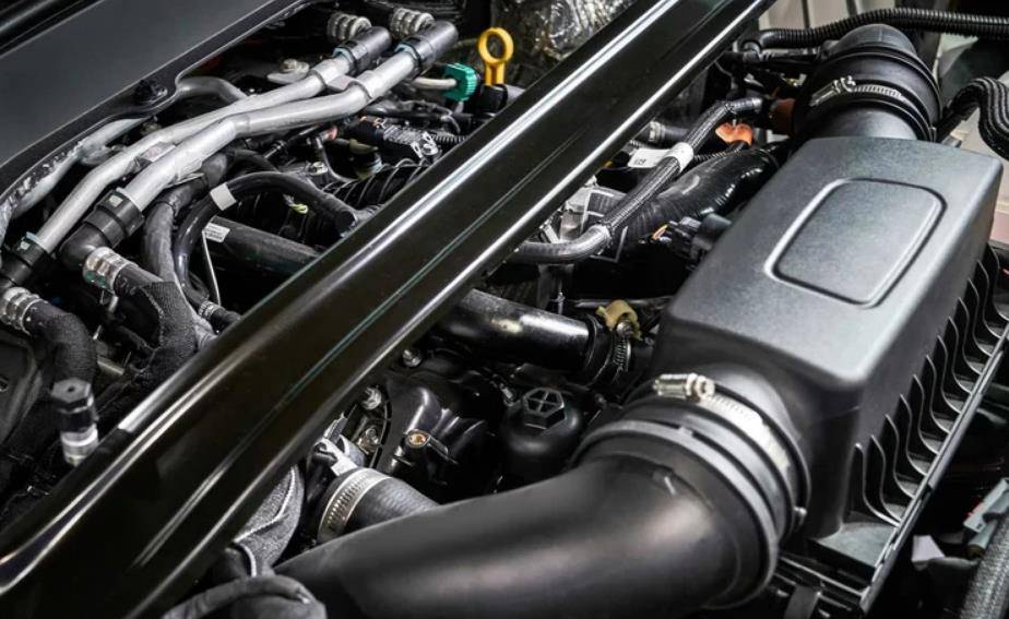 2.3T＋276马力，轴距近2米9，这车开着有面，回头率不是问题_搜狐汽车_搜狐网