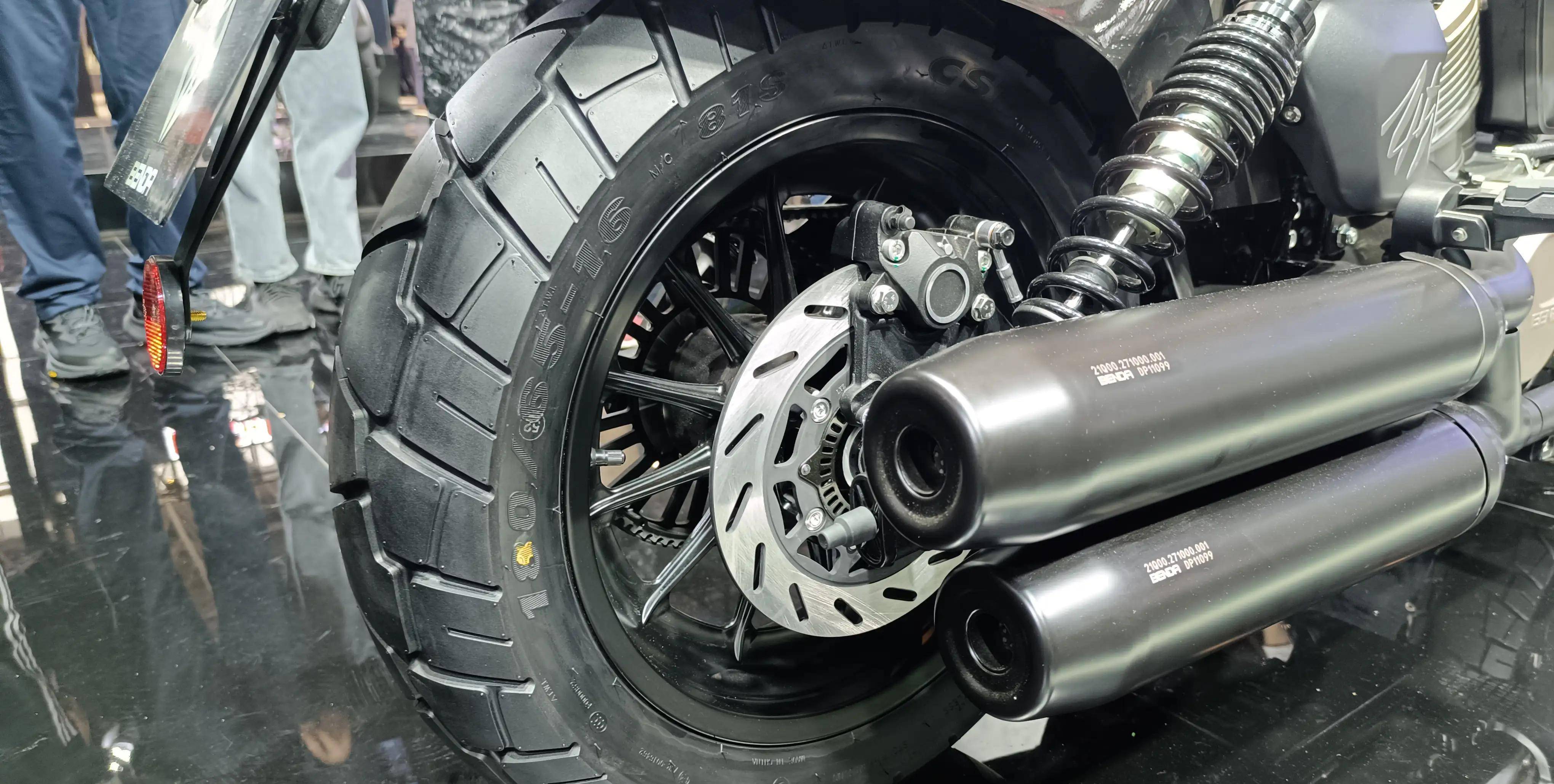 当奔达金吉拉450遇上豪爵TR300会有多大胜算？_搜狐汽车_搜狐网