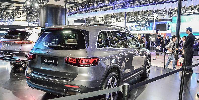 硬塞进7个座椅？奔驰“伪壮汉”上市，30多万配1.3T_搜狐汽车_搜狐网