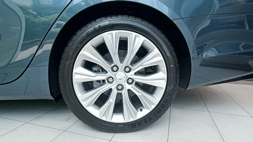 差不多的价格，选TA还是宝马3系？凯迪拉克CT6到店实拍_搜狐汽车_搜狐网