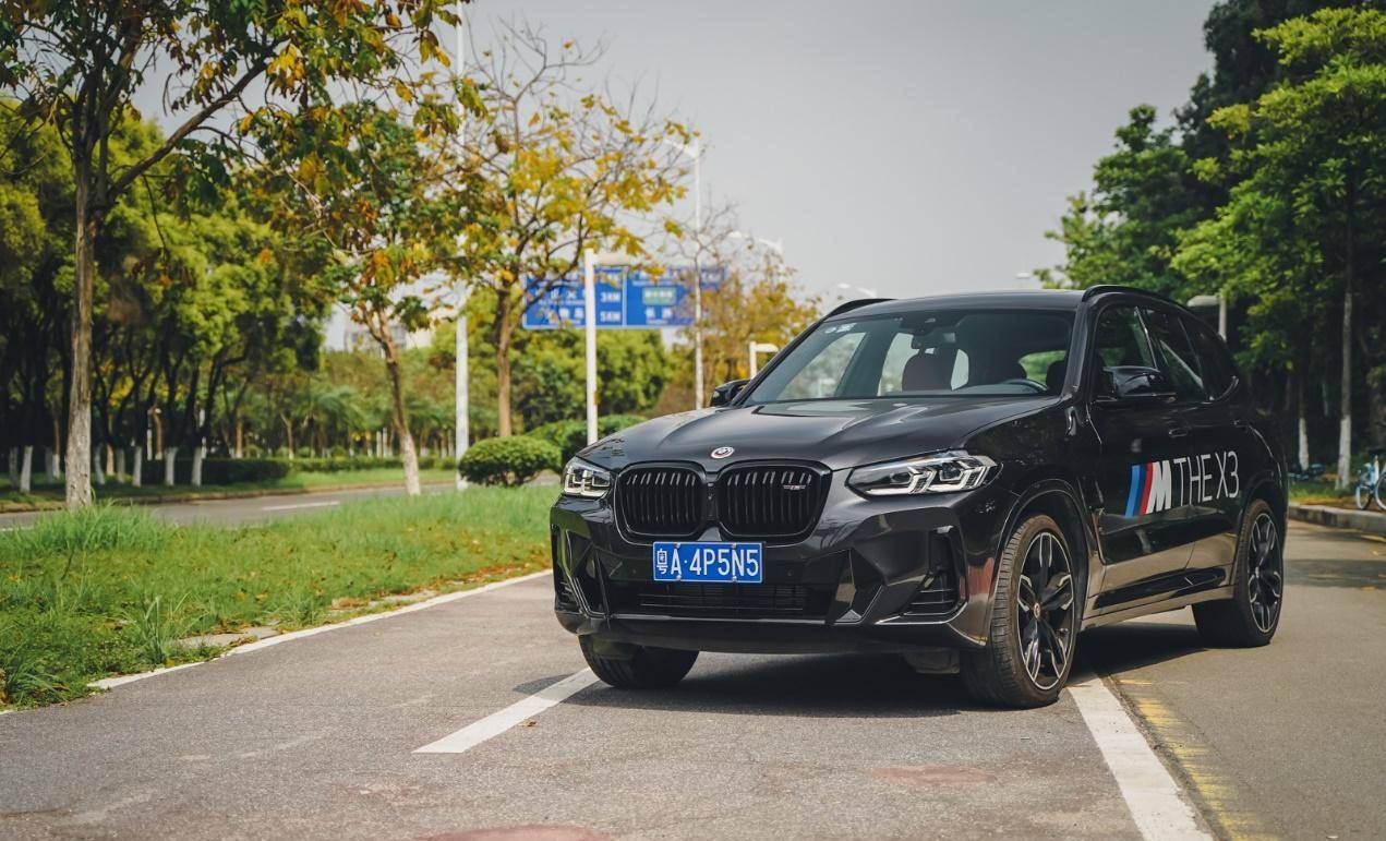 试驾宝马X3 M40i：配3.0T+8AT，动力充沛还平顺，车标有心了！_搜狐汽车_搜狐网