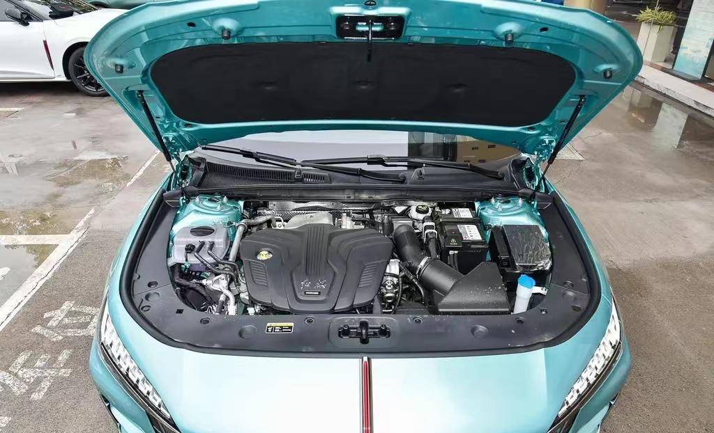 家用首选中型车，搭载2.0T+8AT，空间大，安全配置高，油耗6.8L_搜狐汽车_搜狐网