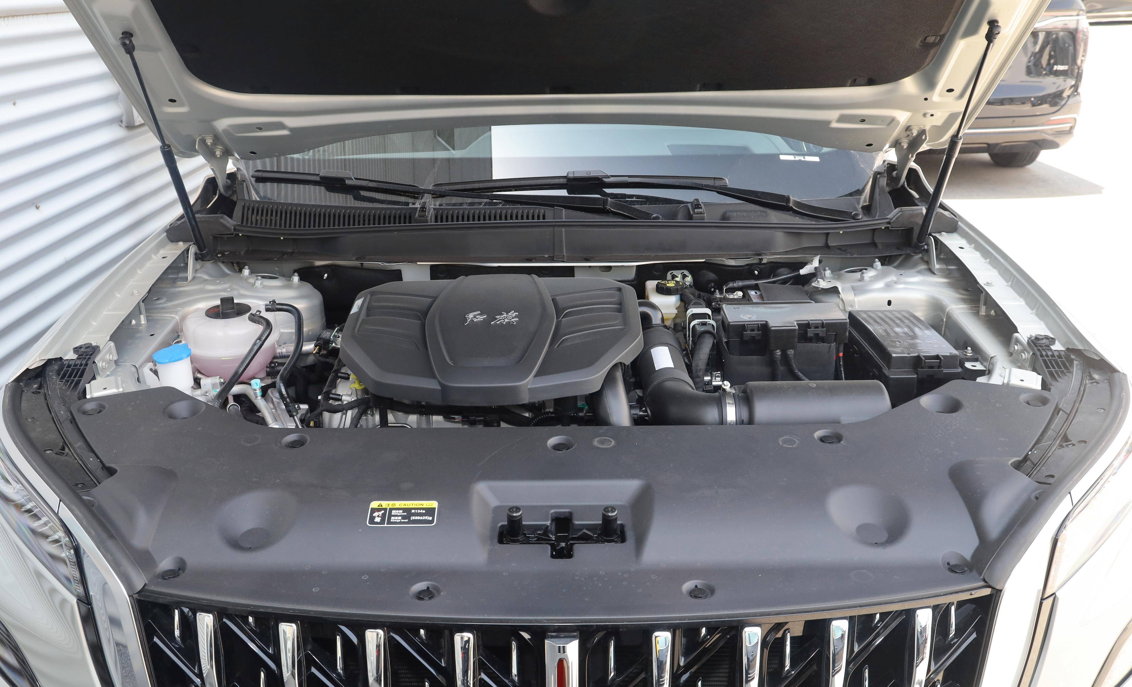 红旗HS5崭新来袭，全系2.0+8AT，18.38万元起售，值得考虑吗？_搜狐汽车_搜狐网