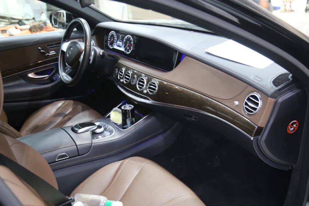 奔驰S450升级S65包围+大灯尾灯+方向盘+发光出风口+旋转高音+全包脚垫_搜狐汽车_搜狐网