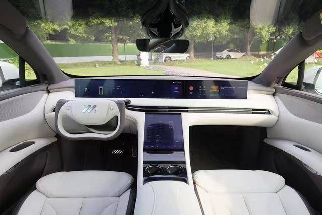 28.98万元起！智己LS7 Urban Fit正式上市，让“AI”智能一步到位_搜狐汽车_搜狐网