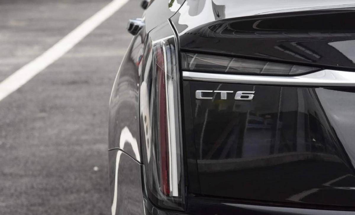 奔驰E级不香了，全新凯迪拉克CT6不到36万起，空间大又豪华_搜狐汽车_搜狐网