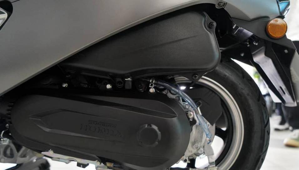 万元左右的新大洲本田NS125LA，有里有面，精致复古小踏板！_搜狐汽车_搜狐网