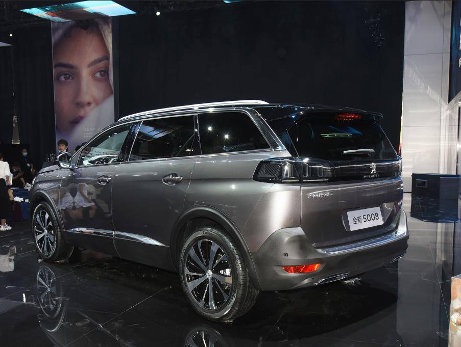 标致终于拿出了“翻身之作”，爆211马力＋8AT，造型比大众探岳更科幻_搜狐汽车_搜狐网