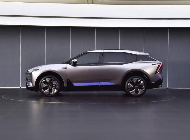 高合新车型更亲民了！预售36.9万起 高合HiPhi Y 7月15日上市_搜狐汽车_搜狐网