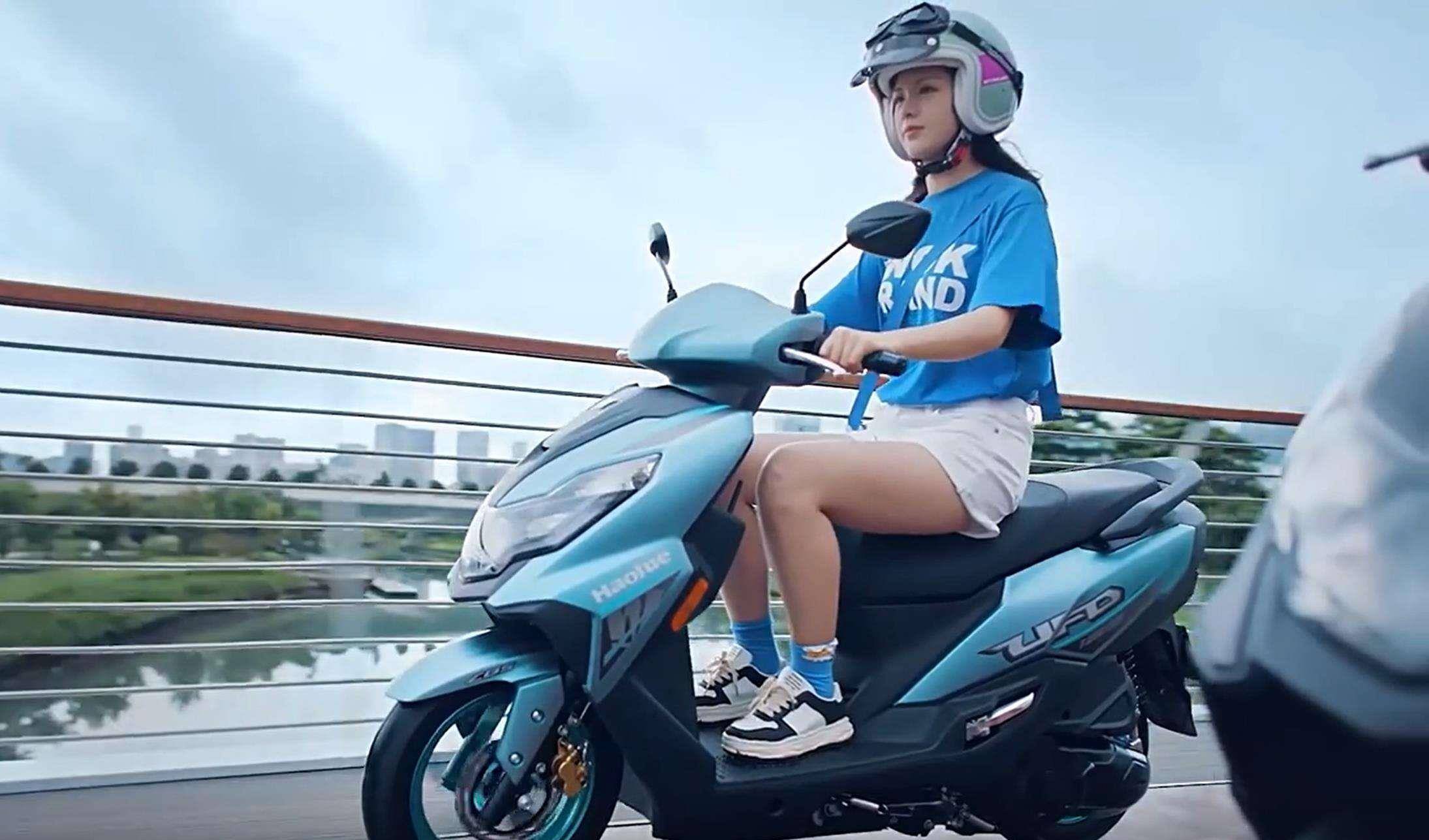 科技以换壳为本，豪爵UFD125小踏板登场，售价9980元_搜狐汽车_搜狐网