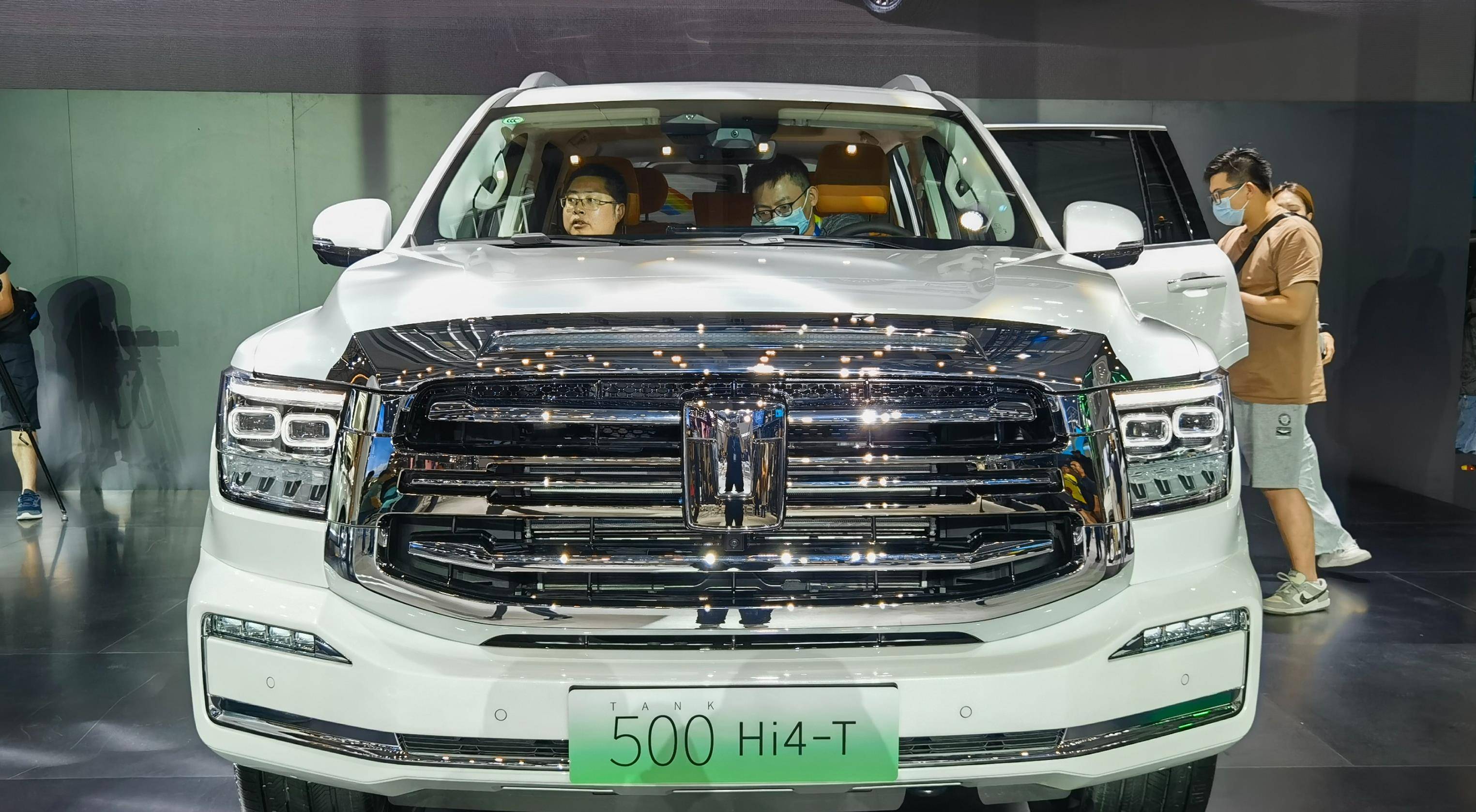 全新插混SUV，坦克500 Hi4-T亮相，将于6月26日上市！_搜狐汽车_搜狐网