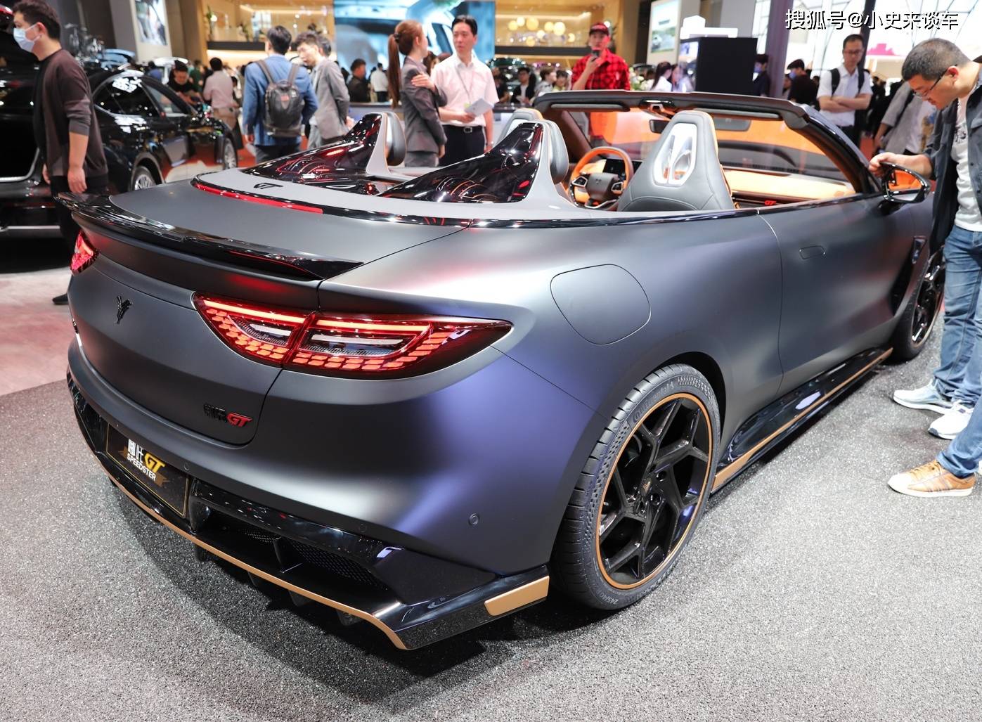 17.88万就能圆你跑车梦！双门敞篷造型堪比超跑，配四驱续航660Km_搜狐汽车_搜狐网