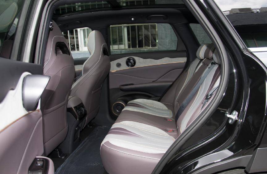 大5座SUV对比：新摩卡DHT-PHEV与护卫舰07，谁是超值之选_搜狐汽车_搜狐网