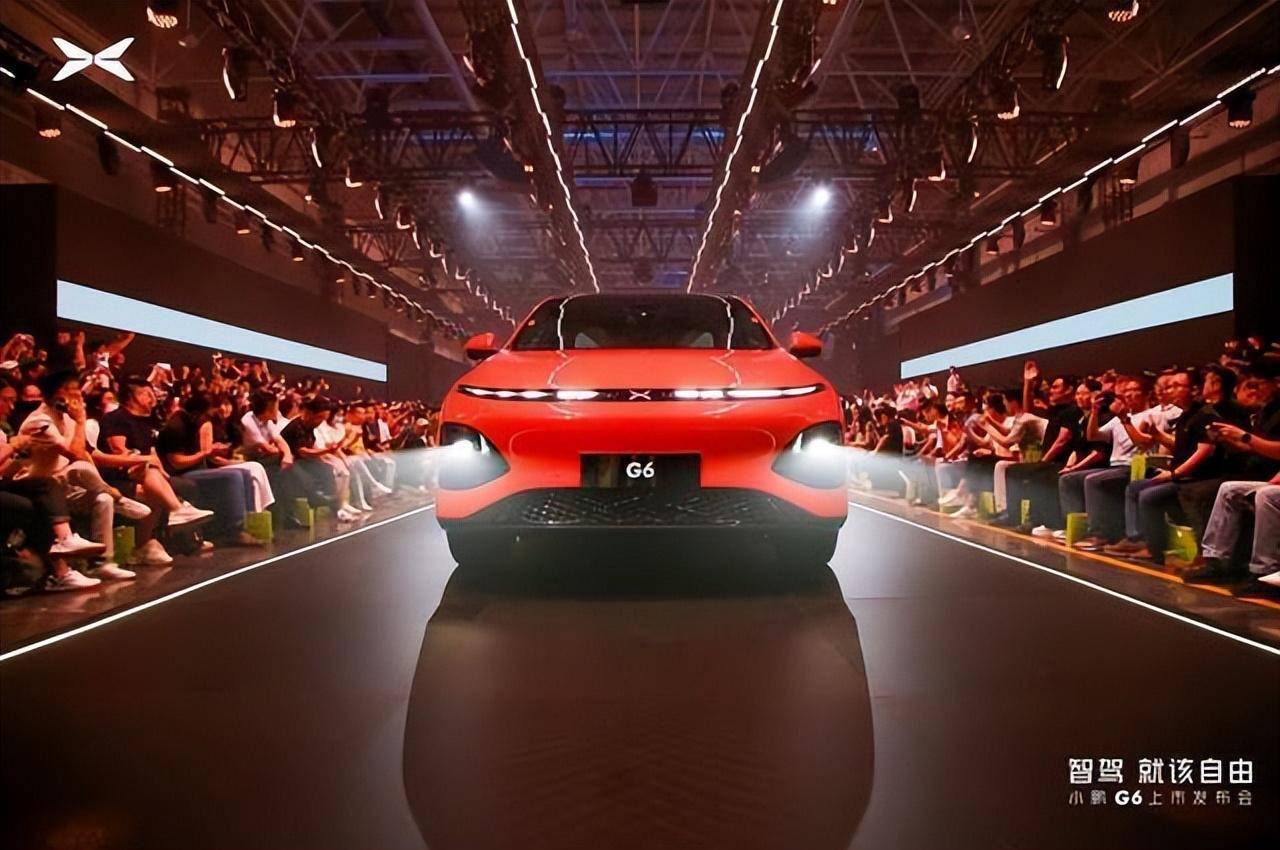 搭载XNGP全场景，25万级最强智驾轿跑SUV小鹏G6上市_搜狐汽车_搜狐网