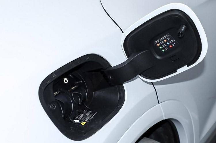 最高续航702公里 腾势N7售30.18万元起_搜狐汽车_搜狐网