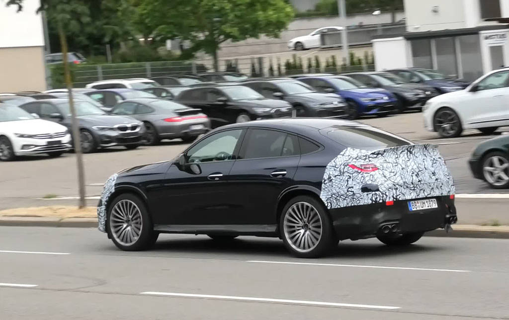 新一代奔驰AMG GLC轿跑最新谍照 年内发布_搜狐汽车_搜狐网