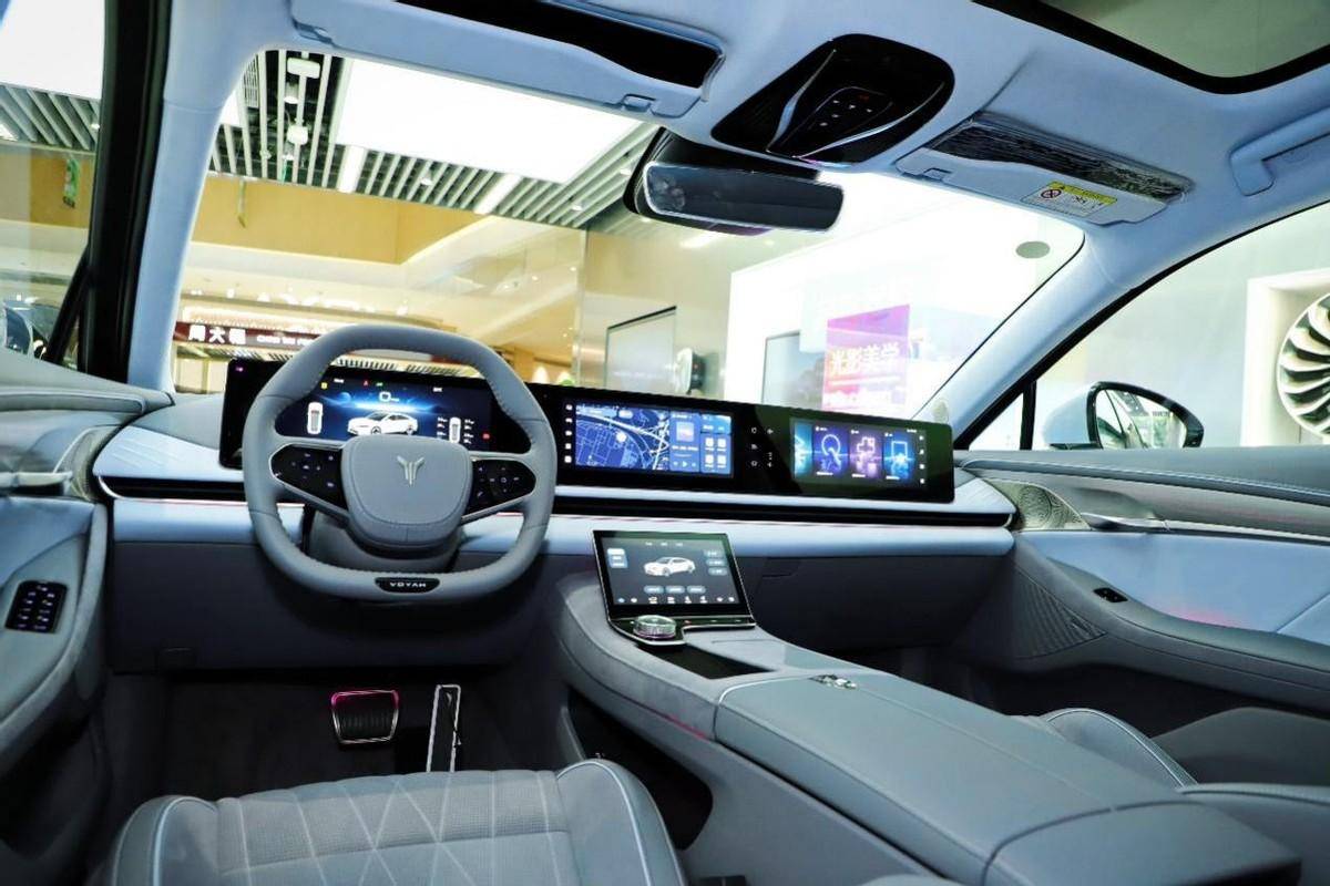 3万VS12.3万，蔚来ET5与岚图追光，谁才是价值之选？_搜狐汽车_搜狐网