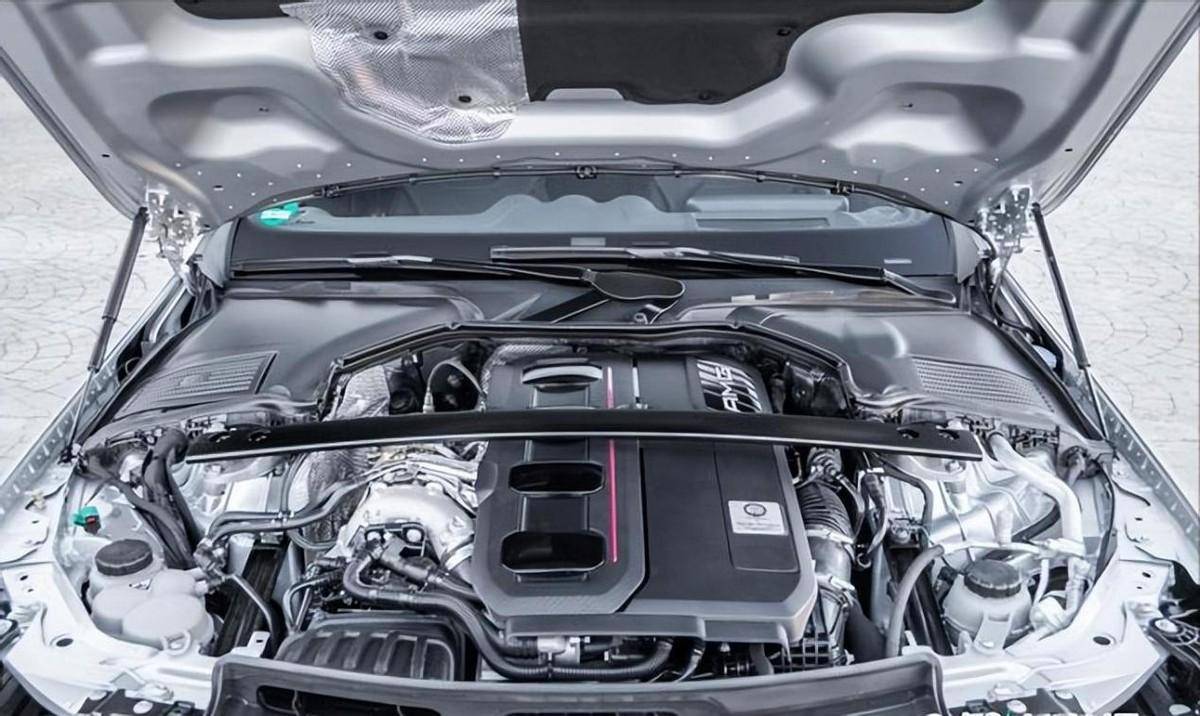 小排量依然很强，新款奔驰AMG C63国内实车曝光，3.4秒破百_搜狐汽车_搜狐网