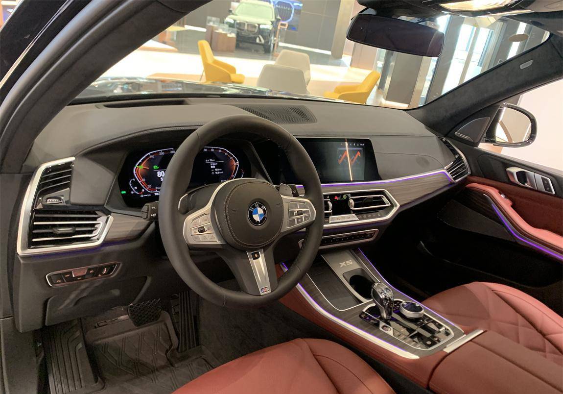 华晨宝马X5L旗下“次顶配”车型，40LiM运动套装版，落地不到80万_搜狐汽车_搜狐网