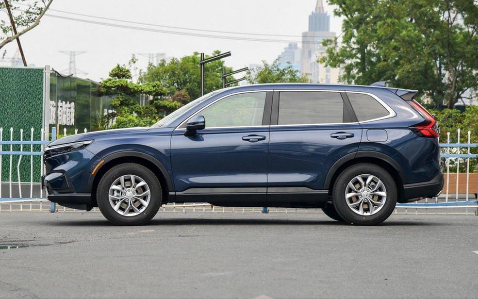 红旗HS5对比本田CR-V，国产和日系车差距之争议终被揭开_搜狐汽车_搜狐网