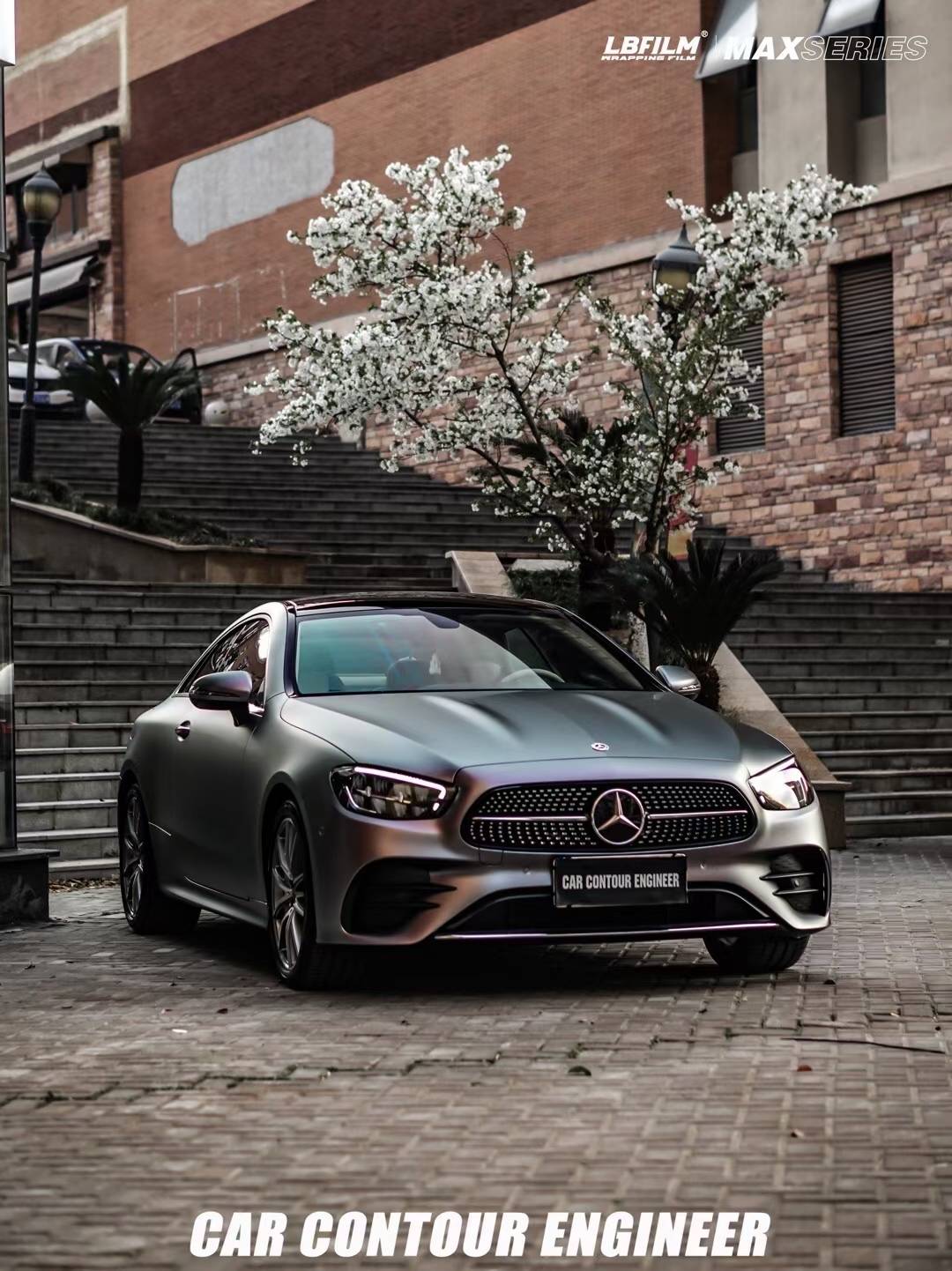 奔驰e260coupe-LB改色膜卡普里灰紫，带着一丝复古烟熏风_搜狐汽车_搜狐网