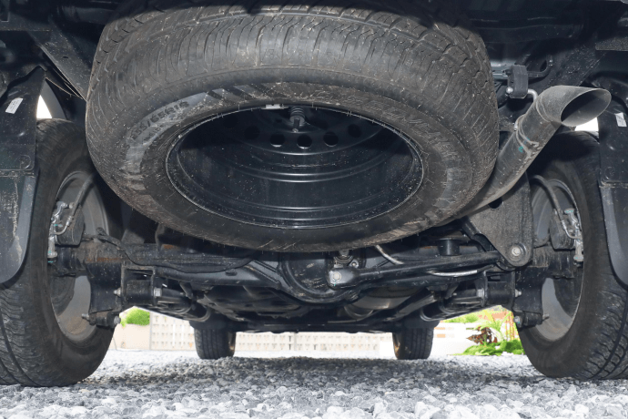 晚到却是一流，畅销全球180国，配2.3T+8AT+全时四驱，剑指长城炮_搜狐汽车_搜狐网