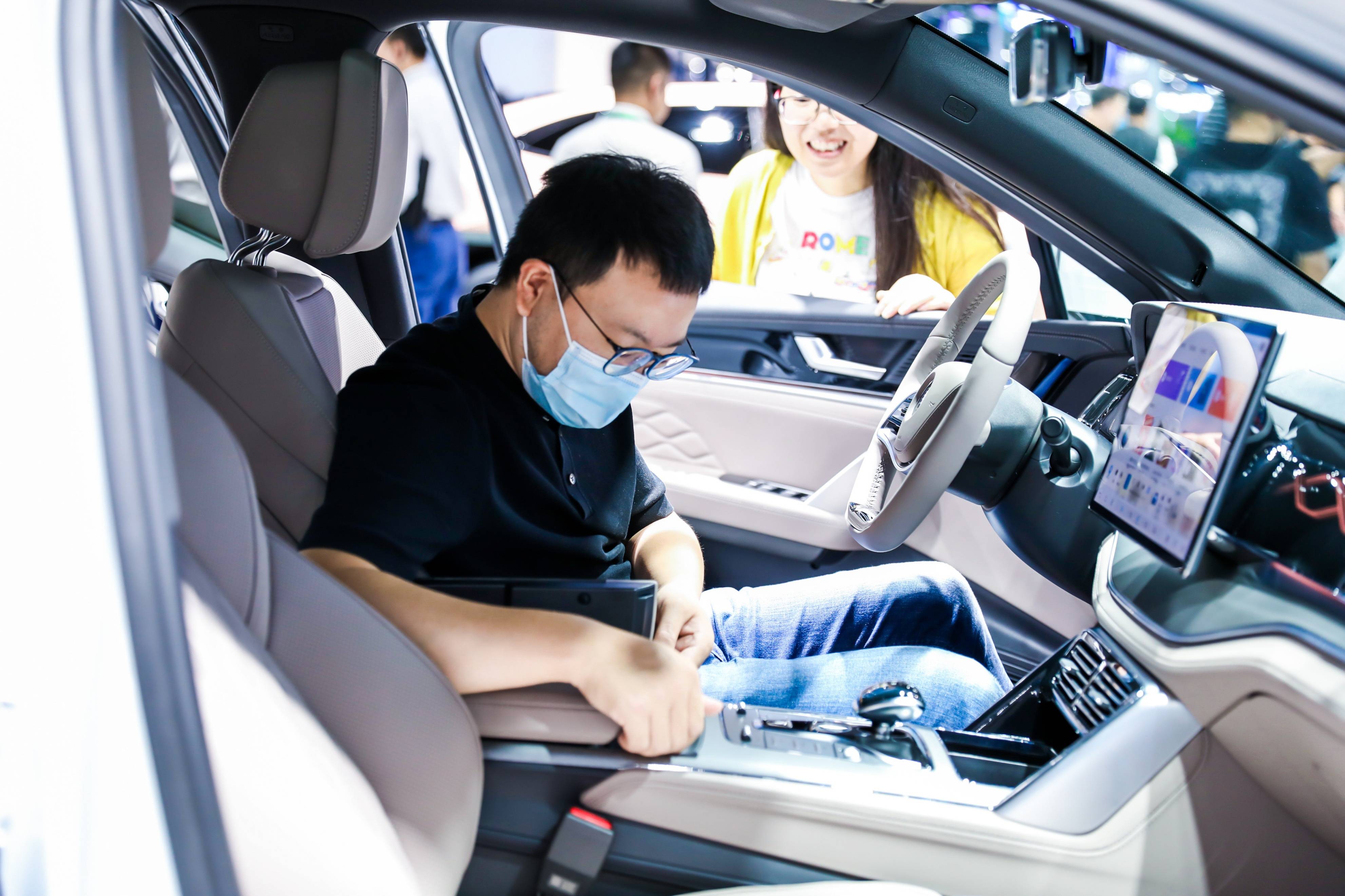 预售价25万元起，成都车展“顶流”唐家族全擎高价值系列即将上市_搜狐汽车_搜狐网