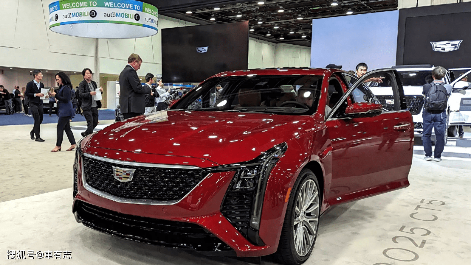 新款凯迪拉克CT5首发，颜值大涨，内饰高级，1.5T/2.0T两种动力_搜狐汽车_搜狐网