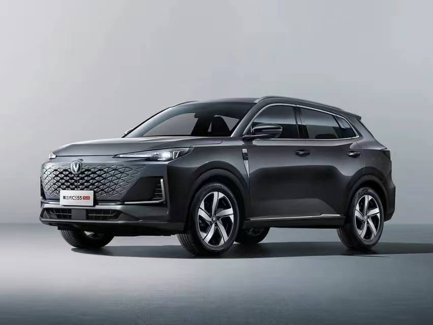 年轻家庭的第一台精品SUV！第三代CS55PLUS上市，9.99万元起_搜狐汽车_搜狐网
