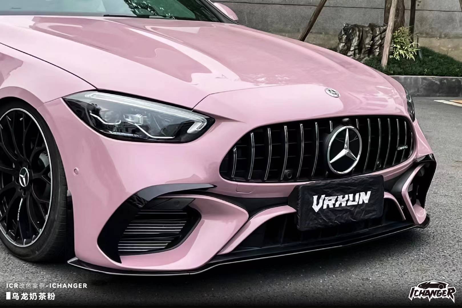 奔驰C260L-Ichanger改色膜乌龙奶茶粉， 真的是美到戳心巴_搜狐汽车_搜狐网