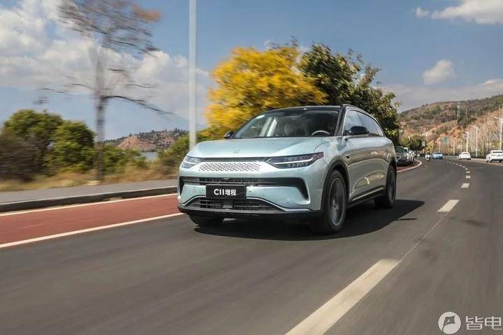 高成本生活时代：长安欧尚Z6智电iDD和零跑C11谁更懂中国需求？_搜狐汽车_搜狐网